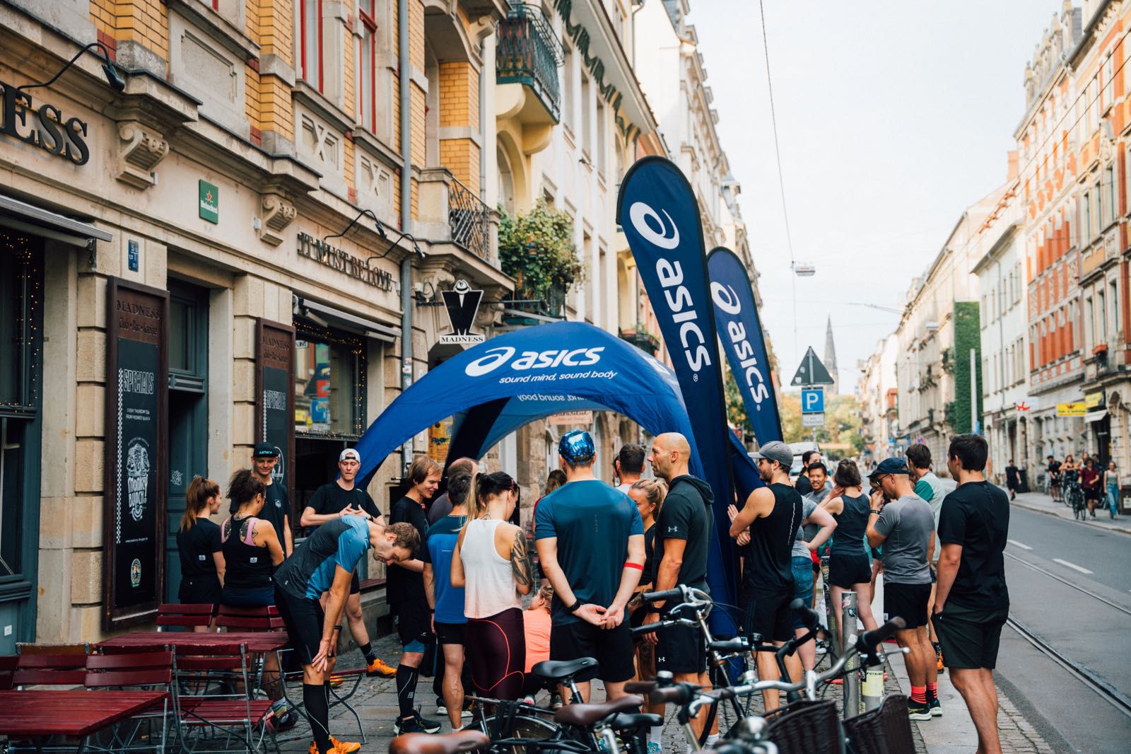 ASICS FUJI SPEED 2 Test und Trail mit den Pace Killers - Running ...