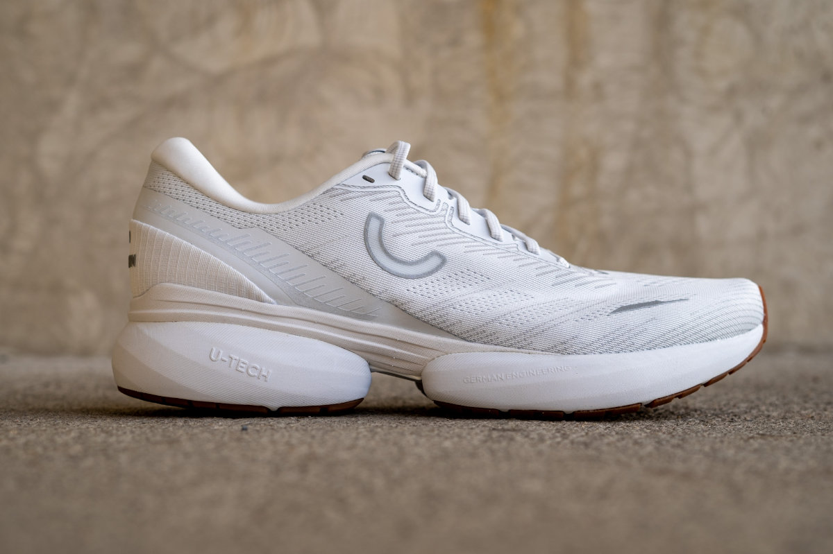 Test: True Motion Nevos 3 - Dynamischer Laufschuh für das Training